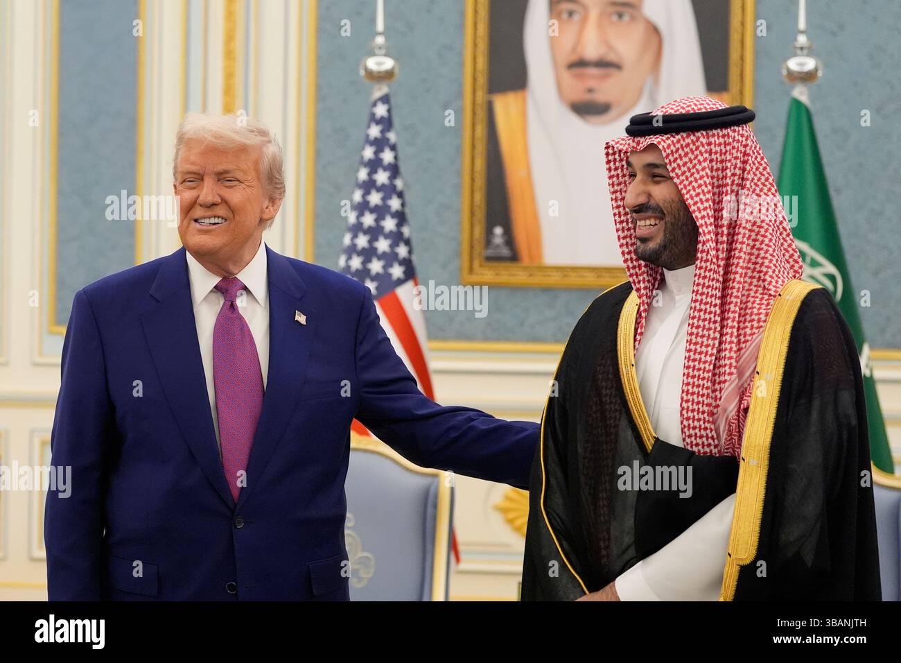 President Donald Trump and Saudi Crown Prince Mohammed bin Salman ...
