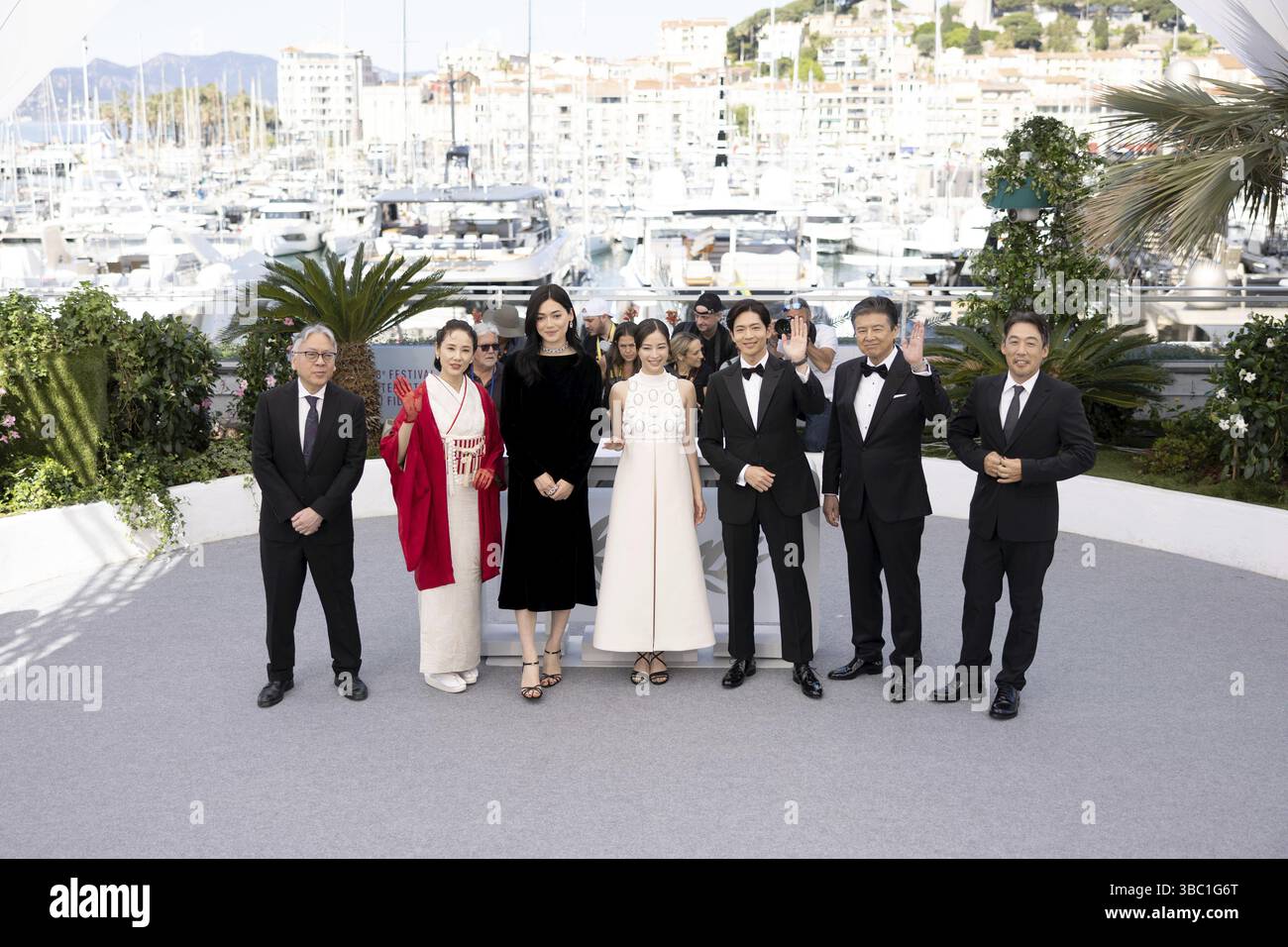 Kouhei matsushita und tomokazu miura -Fotos und -Bildmaterial in hoher ...