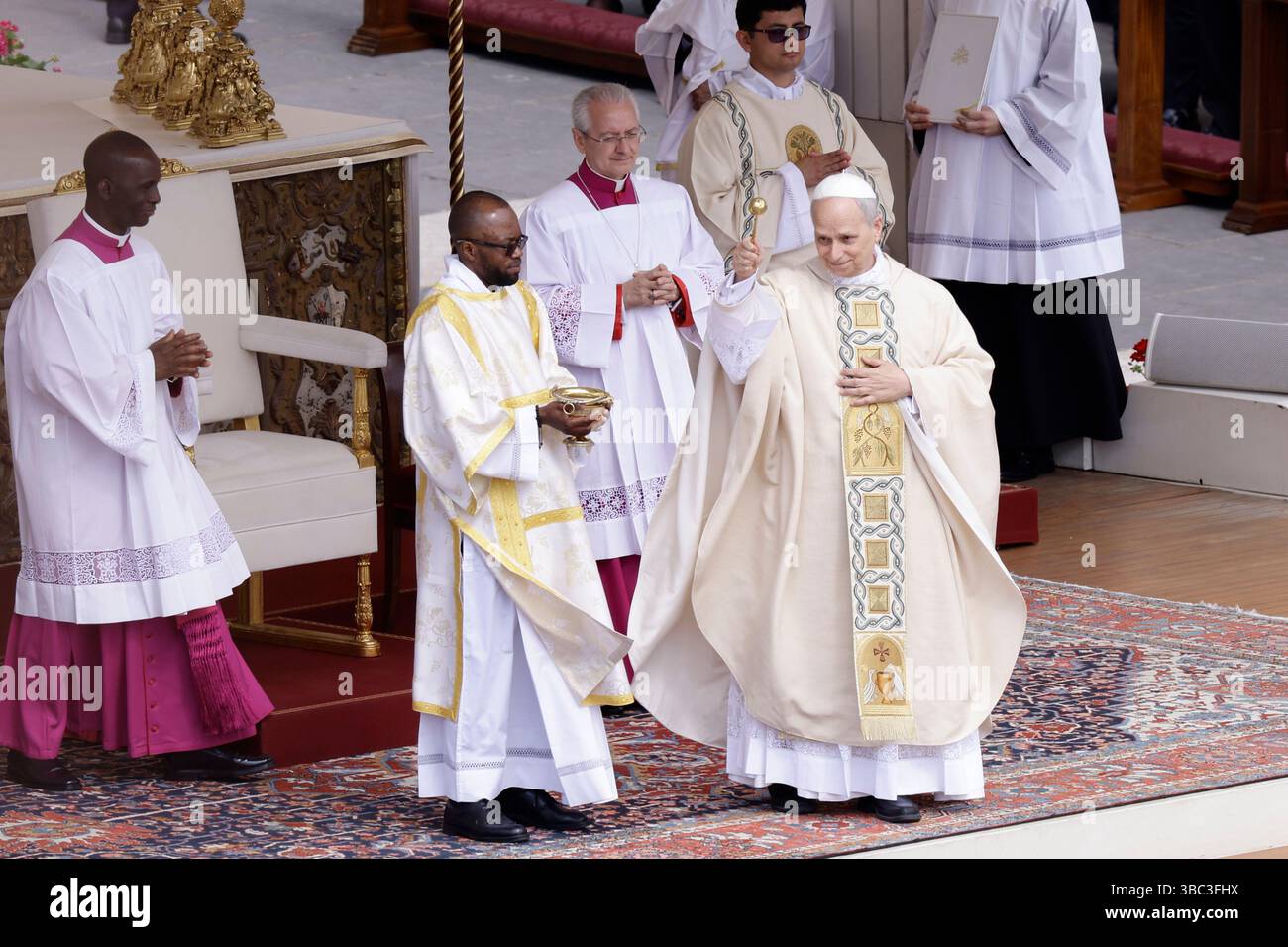 Heiliger Vater Leo XIV. Während einer heiligen Messe zum Beginn des Pontifikats von Papst Leo ...