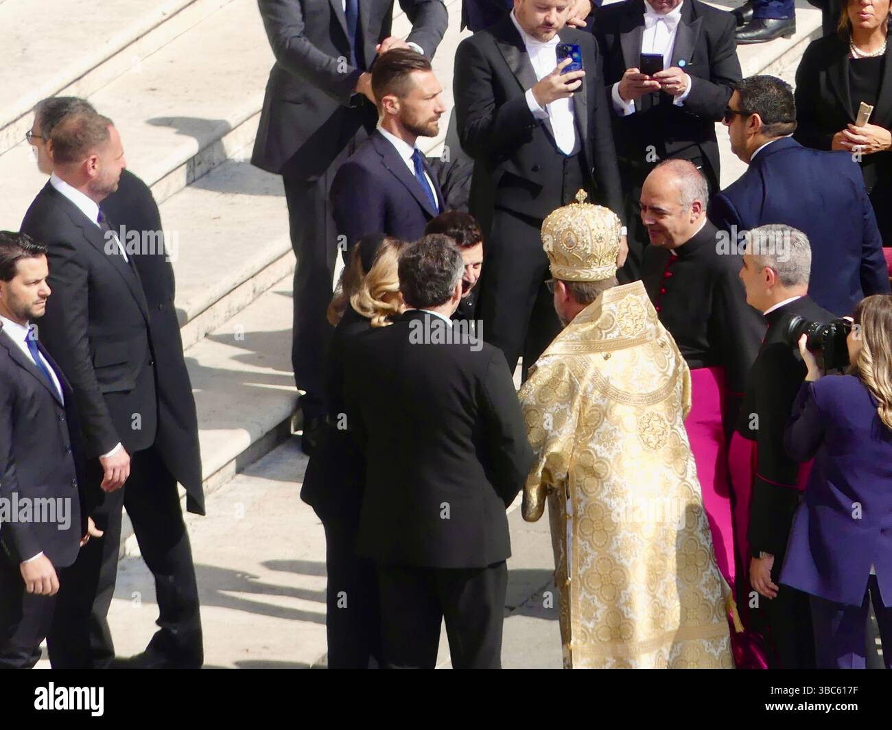 18. Mai 2025, Rom, Italien: (int) zelensky als Papst leo xiv ...