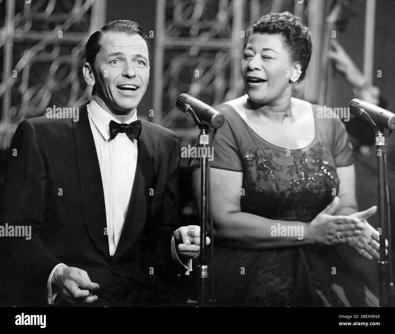 Frank sinatra cool -Fotos und -Bildmaterial in hoher Auflösung – Alamy