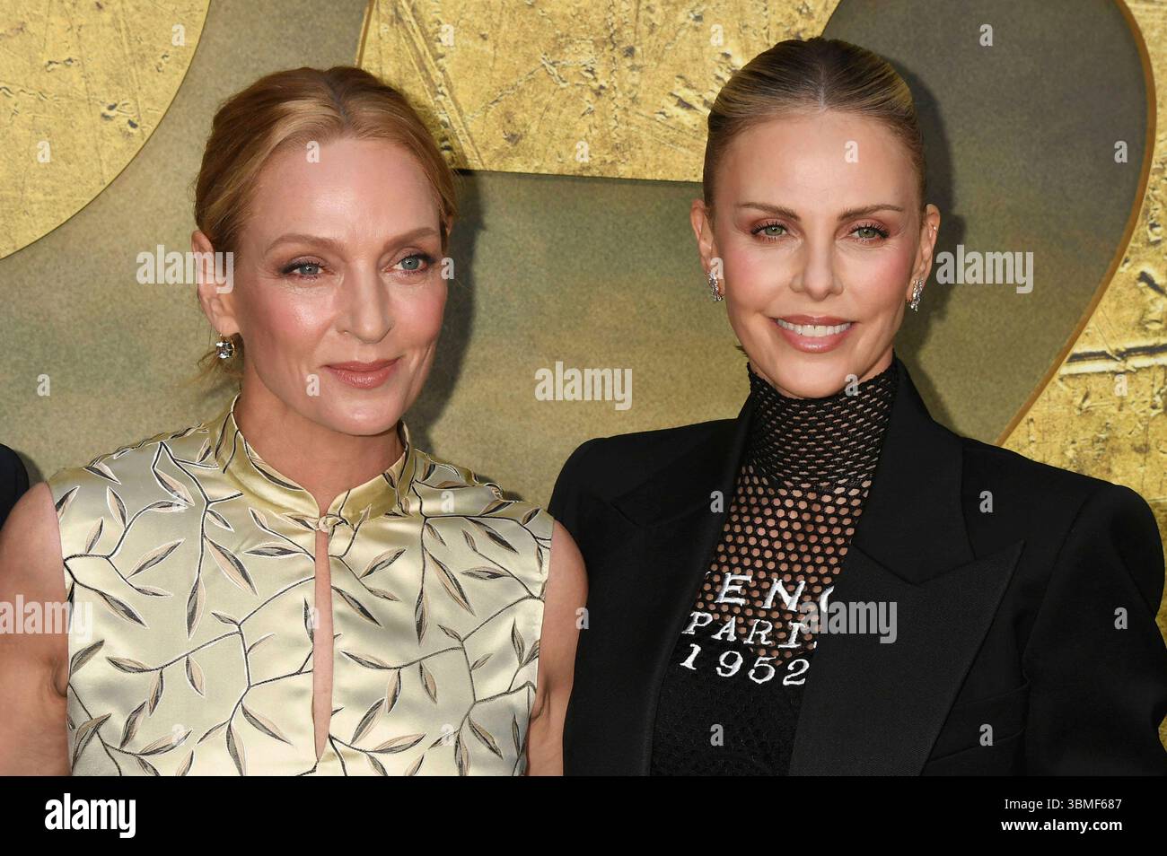 UMA Thurman und Charlize Theron bei der Premiere des Netflix-Films The Old Guard 2 im Netflix ...