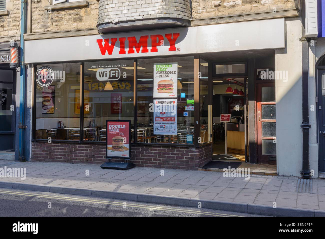 Wimpy fast food -Fotos und -Bildmaterial in hoher Auflösung – Alamy