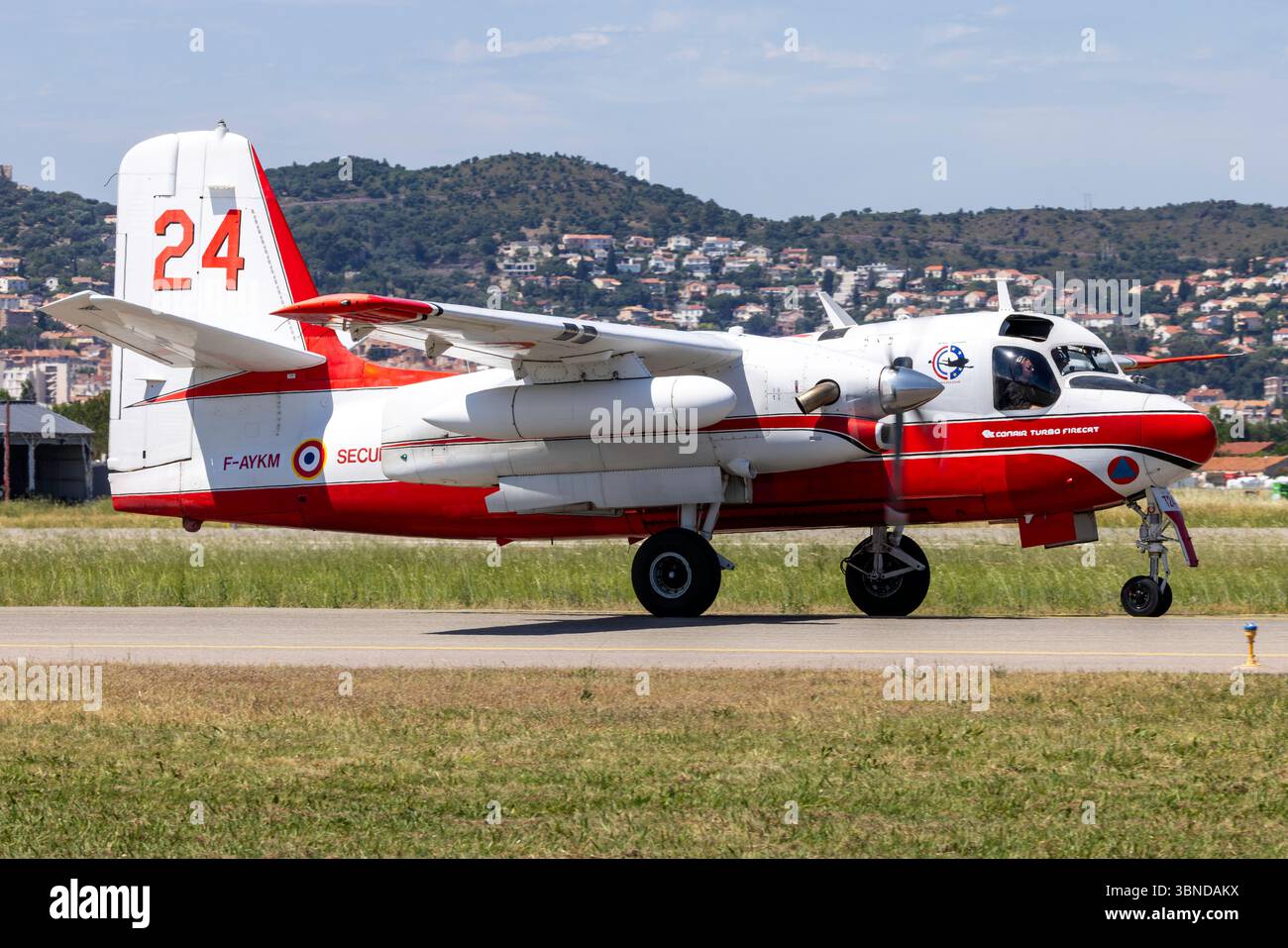 Turbo firecat -Fotos und -Bildmaterial in hoher Auflösung – Alamy