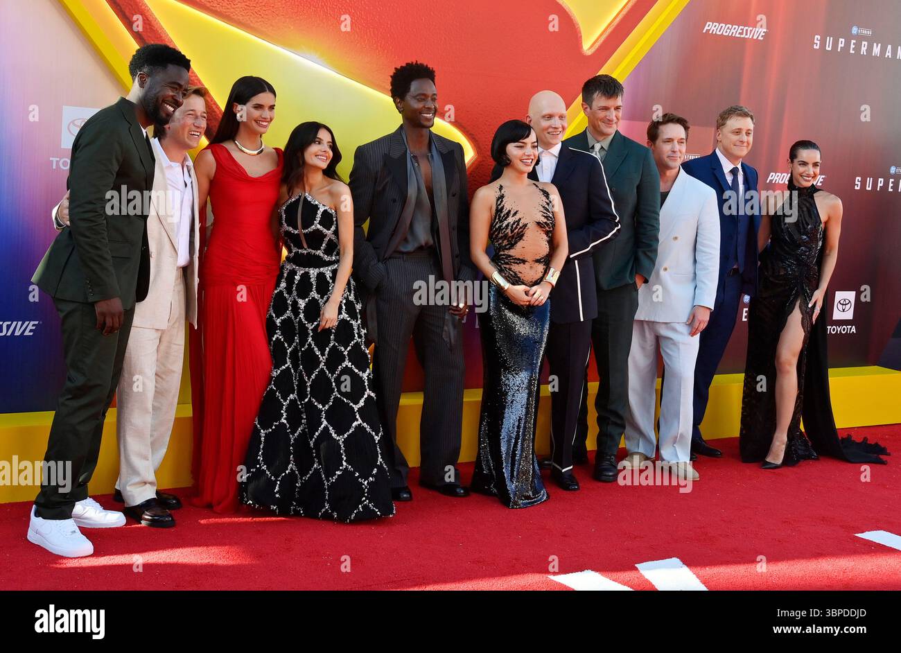 Die Mitglieder Christopher McDonald, Skyler Gisondo, Sara Sampaio ...