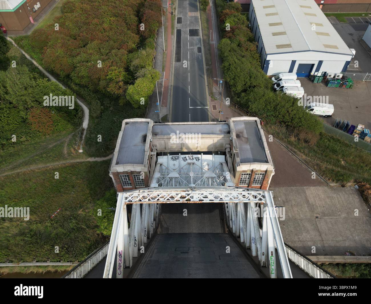 Blick aus der Vogelperspektive auf die Sutton Road Bridge, Scherzer ...