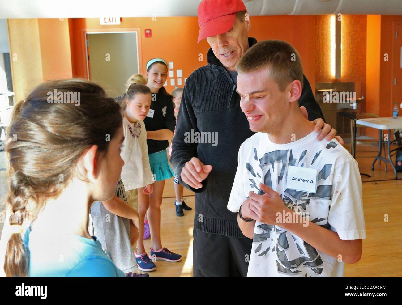 Kleine mädchen -Fotos und -Bildmaterial in hoher Auflösung – Alamy