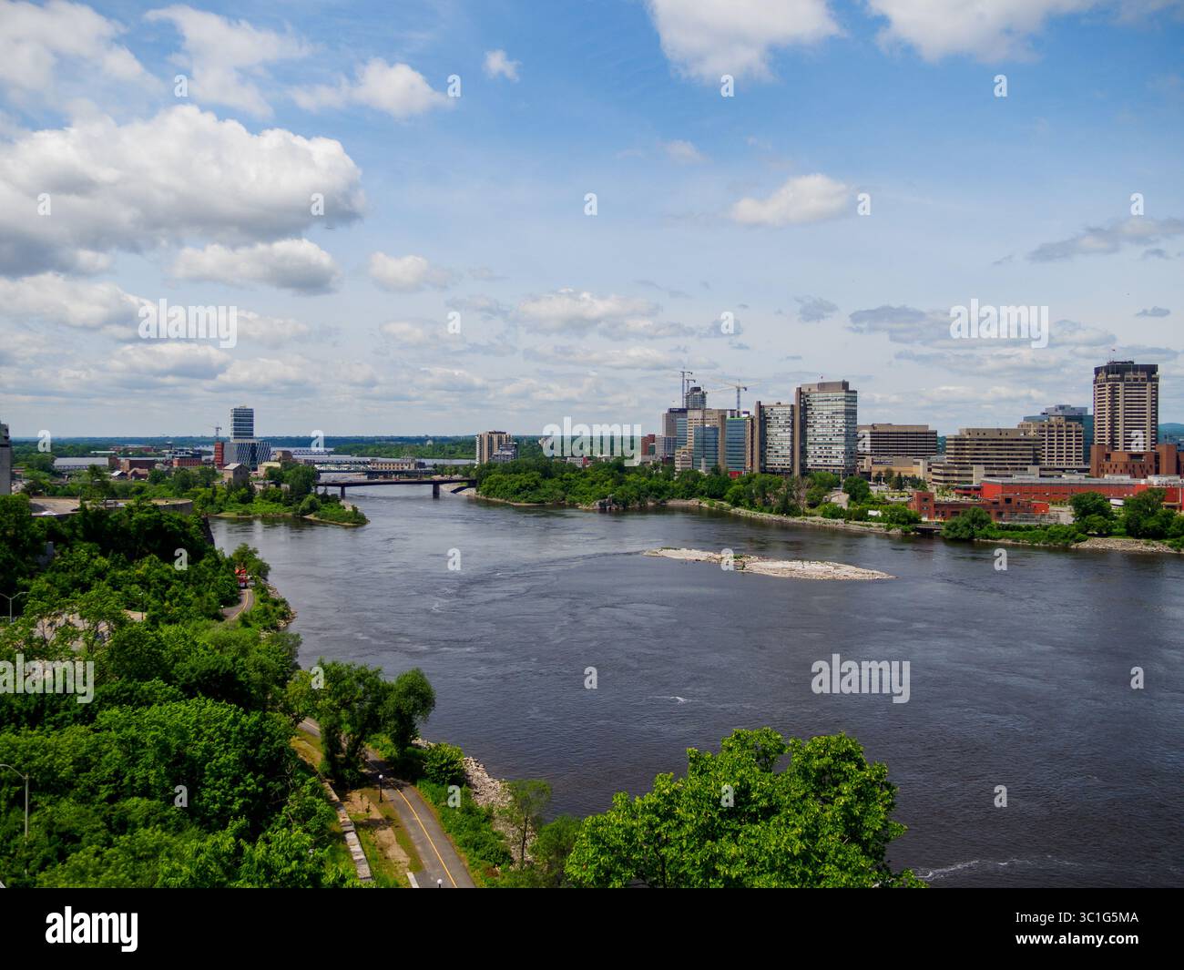 Blick auf Place du Portage, des Chaudières und Portage Brücken, den ...