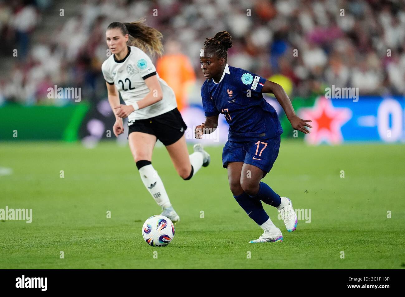 Jule Brand (links) und Sandy Baltimore aus Frankreich im Viertelfinale ...