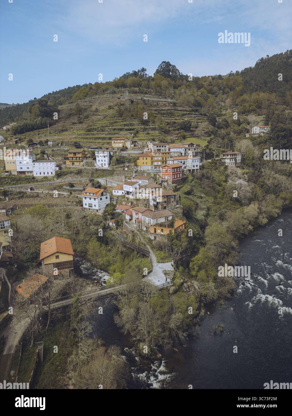 Sonnder Fluss In Spanien Der Dich Verzaubert