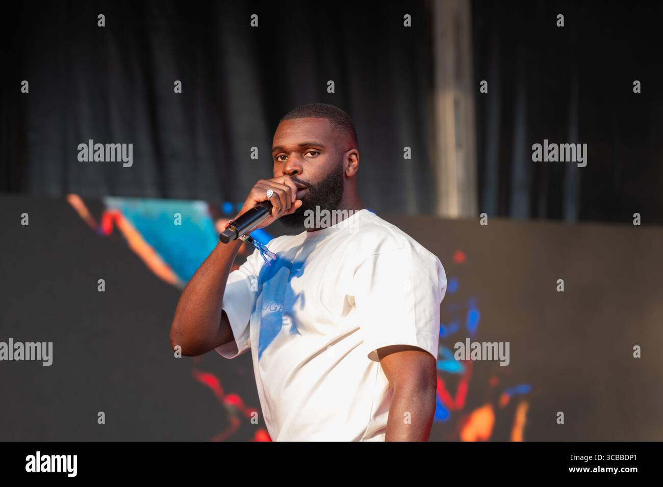 08 Aug 2025, Budapest, Ungarn: Der britische Rapper Bawo tritt am 2 ...