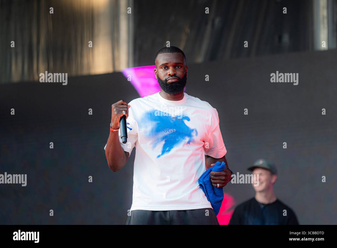 08 Aug 2025, Budapest, Ungarn: Der britische Rapper Bawo tritt am 2 ...