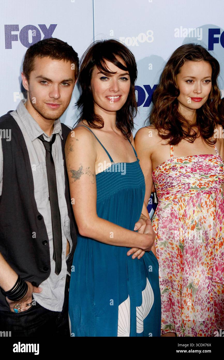 Summer glau and lena headey -Fotos und -Bildmaterial in hoher Auflösung ...