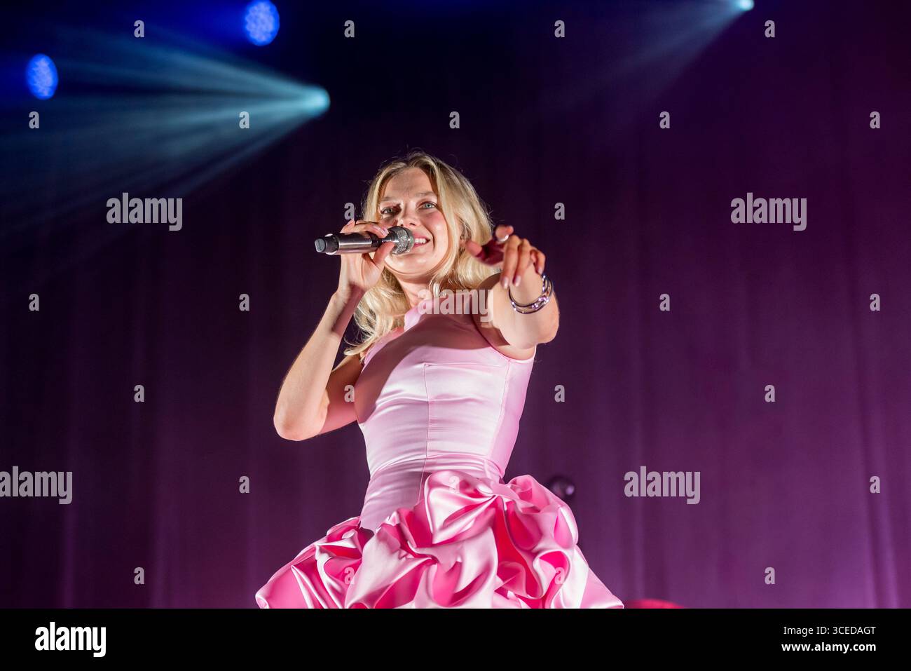 Wonderfestiwall 2025 -Fotos und -Bildmaterial in hoher Auflösung – Alamy