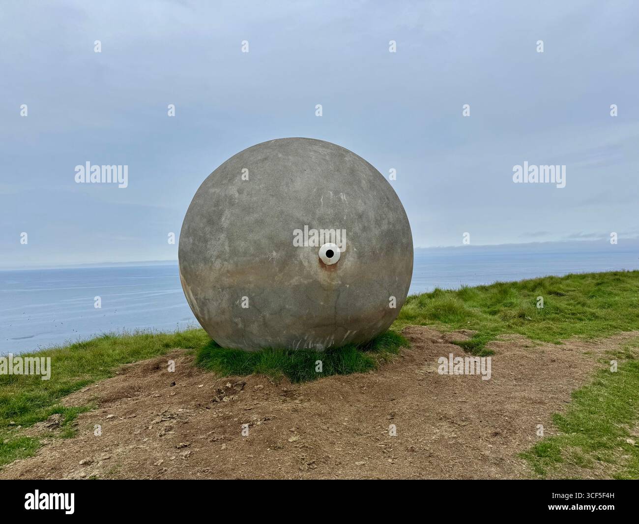 Das polarkreisdenkmal Smartphone-Stockfotos und -Bilder - Alamy