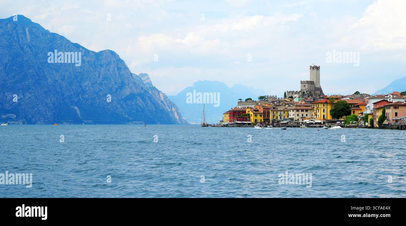 Malcesine goethe -Fotos und -Bildmaterial in hoher Auflösung – Alamy