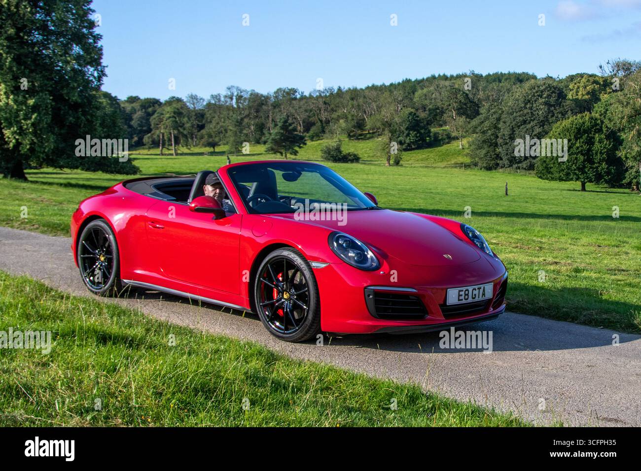 Porsche 911 carrera s cabriolet -Fotos und -Bildmaterial in hoher ...