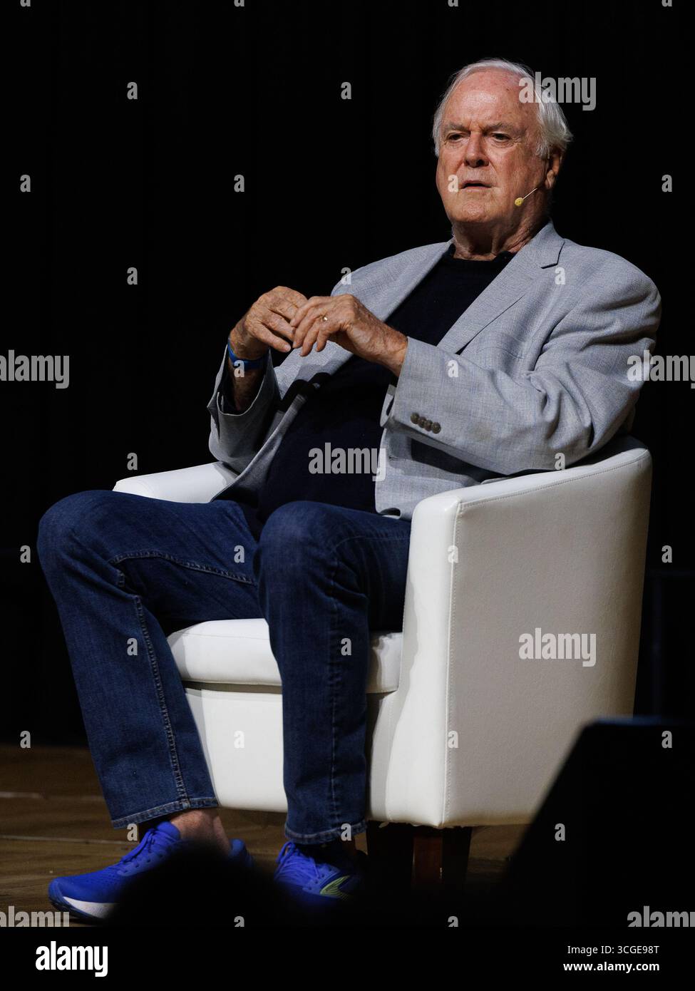 John Cleese hat einen bekannten Ruf für rückläufige Auszeichnungen ...
