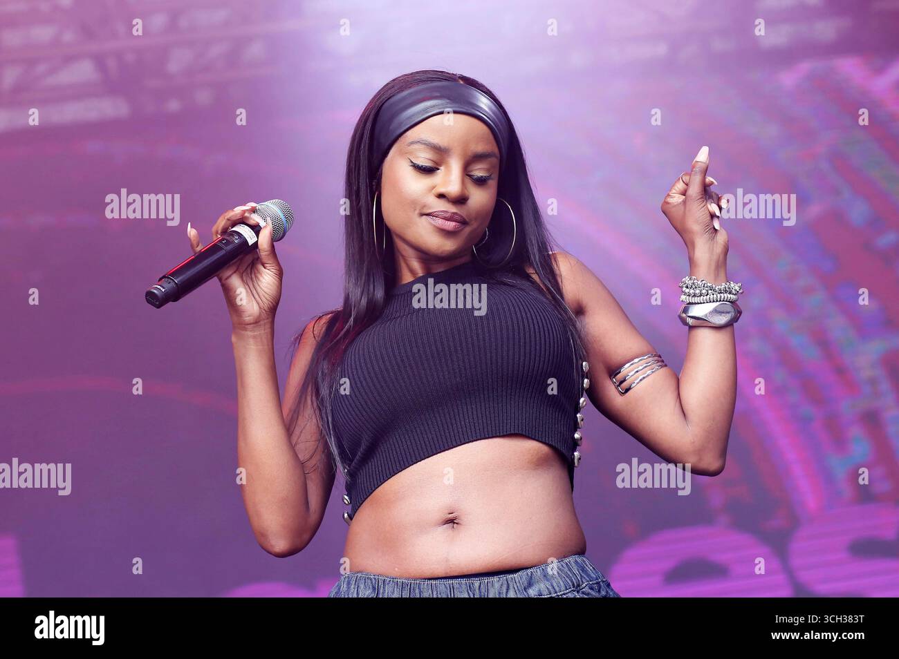 Keisha Buchanan von den Sugababes live bei einem Konzert der Energy ...