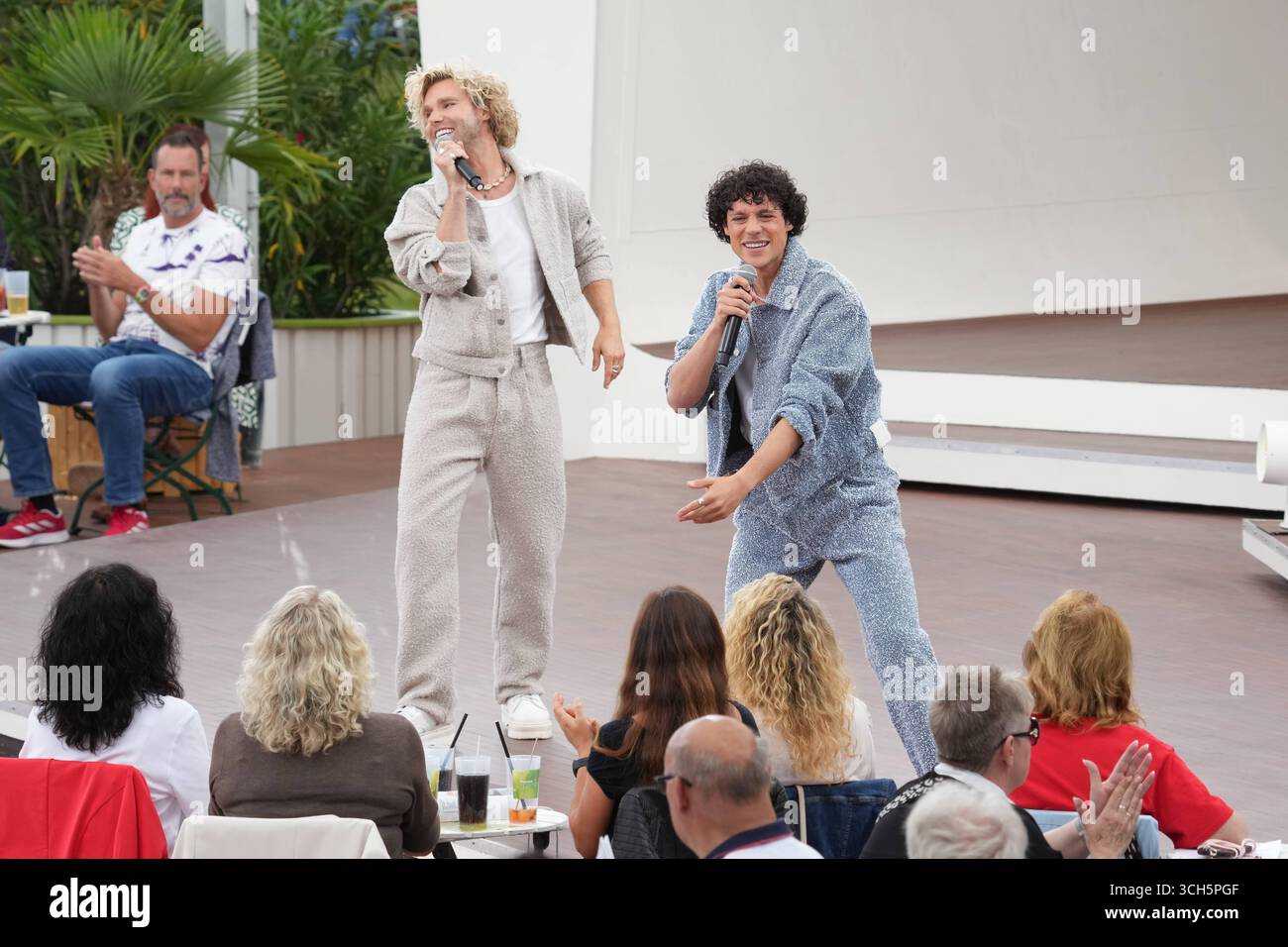 ZDF-Fernsehgarten 2025. Matt & SEM Matt Stoffers, SEM Ben Yakar im ZDF ...