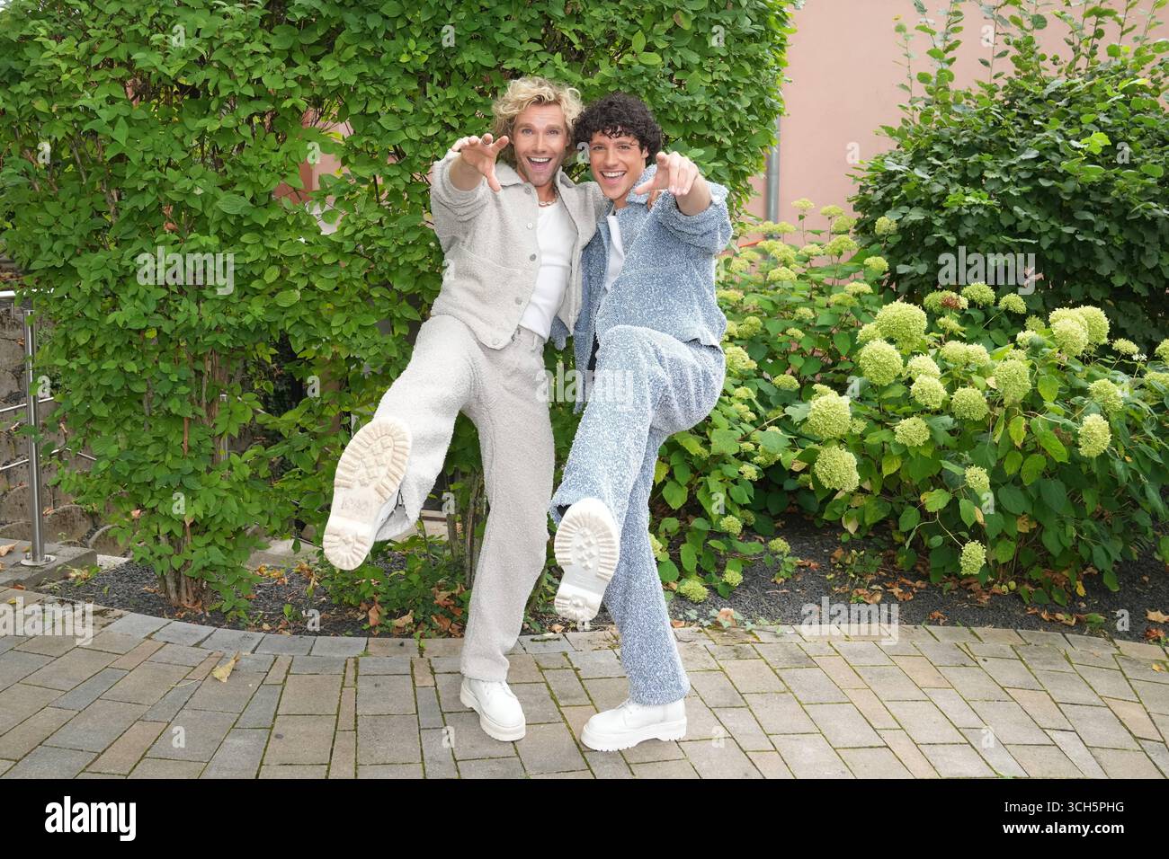 ZDF-Fernsehgarten 2025. Matt & SEM Matt Stoffers, SEM Ben Yakar im ZDF ...