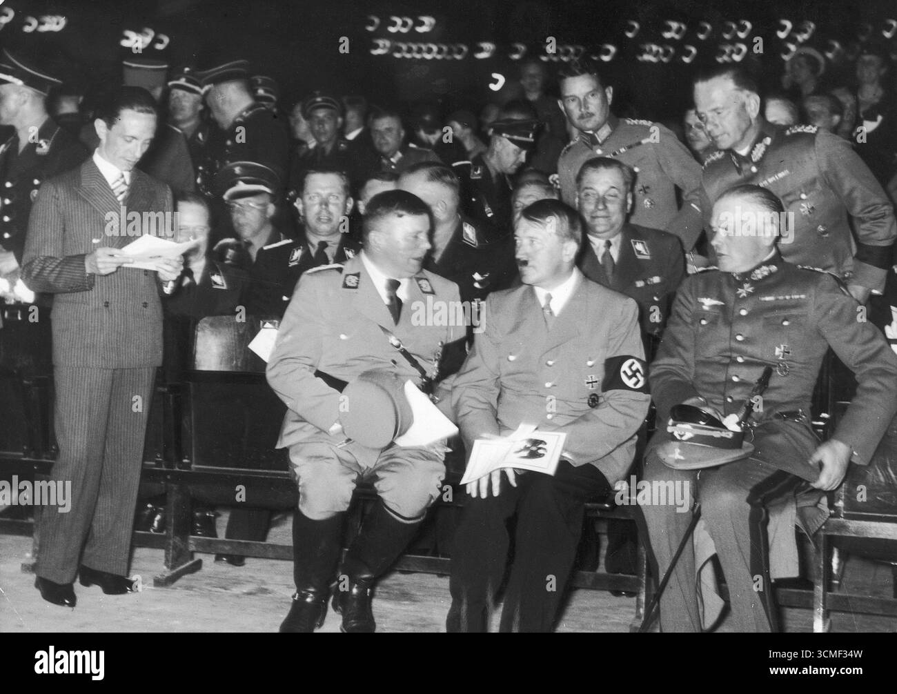 Der reichskriegsminister werner von blomberg -Fotos und -Bildmaterial ...