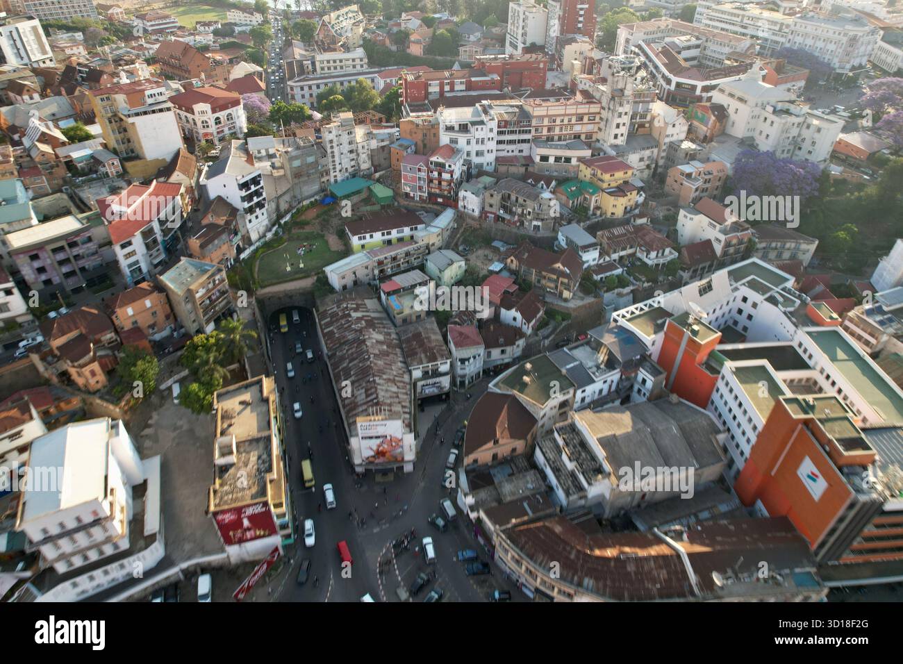 Innenstadt von tana -Fotos und -Bildmaterial in hoher Auflösung – Alamy