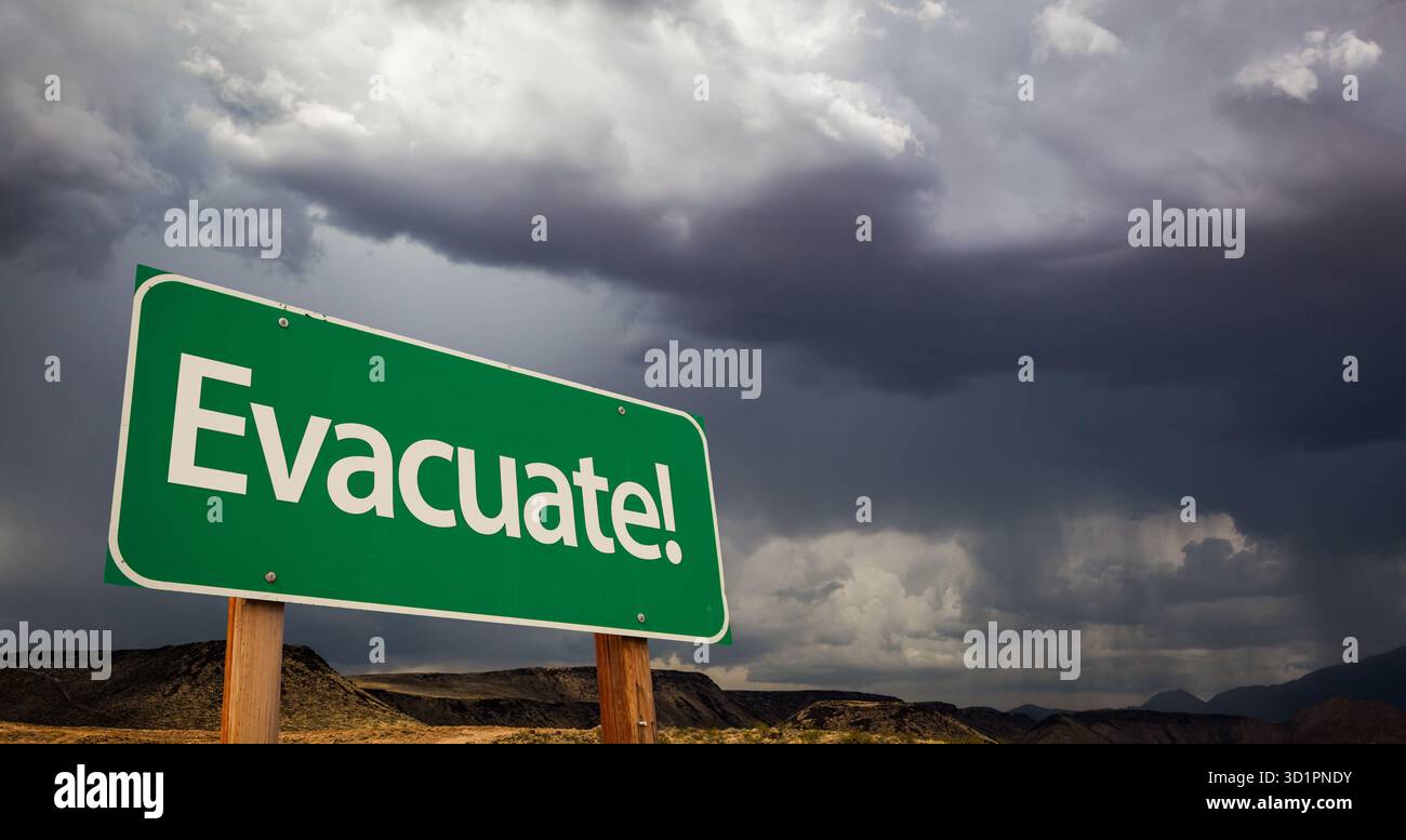 Evacuate sign -Fotos und -Bildmaterial in hoher Auflösung – Alamy
