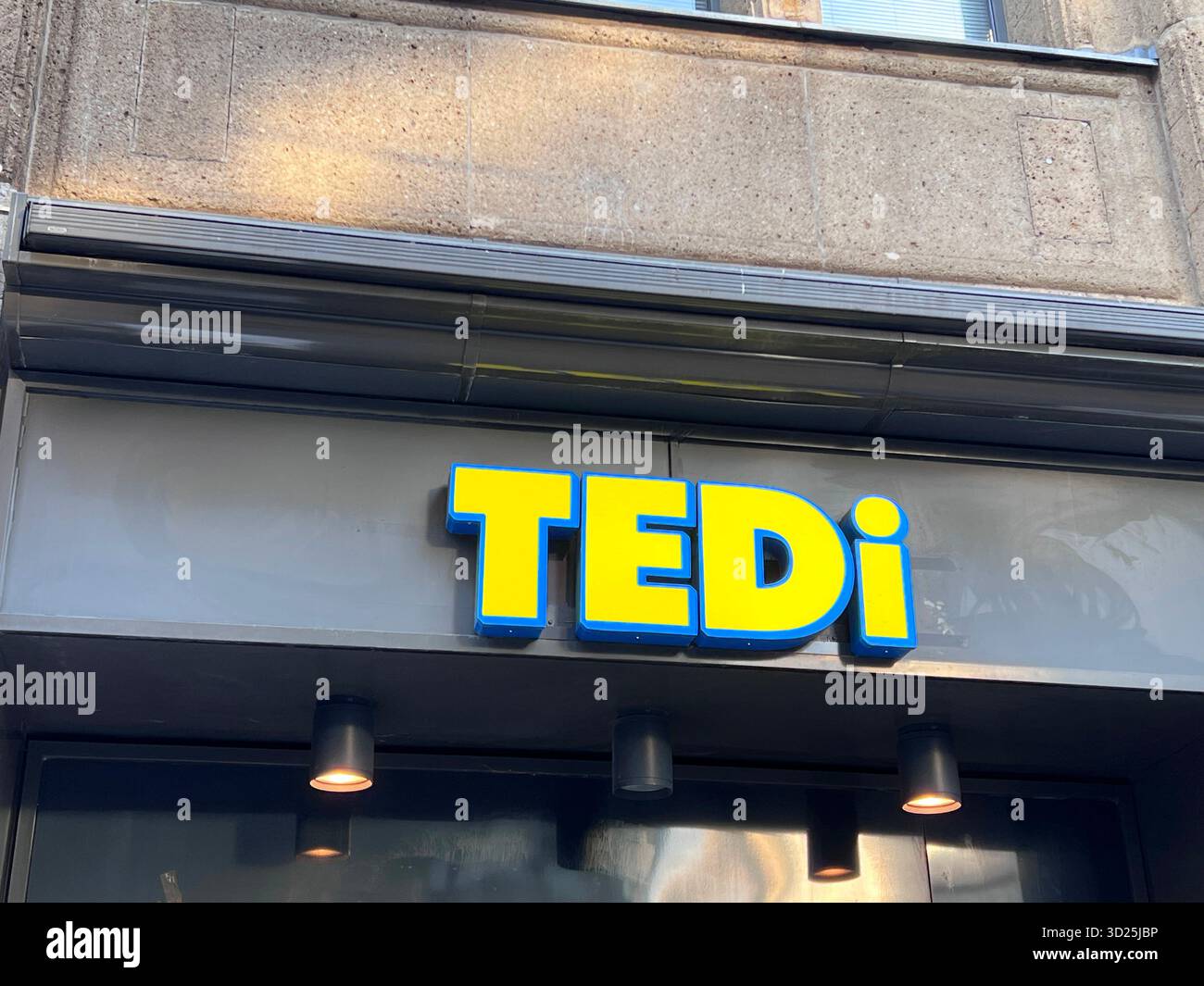 Tedi logo -Fotos und -Bildmaterial in hoher Auflösung – Alamy