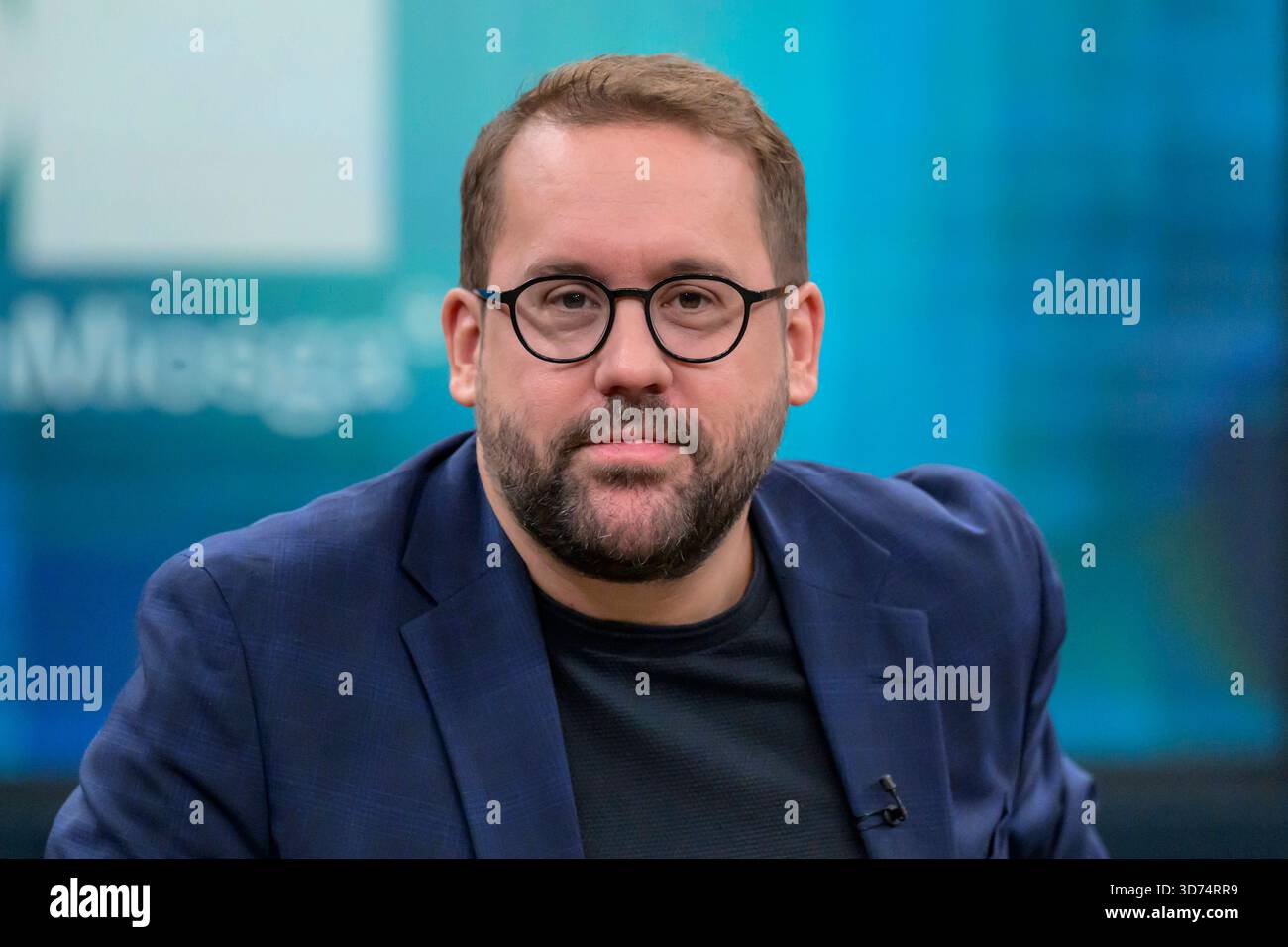 im Bild v.l.: Paul Ronzheimer Journalist Bild, GER, Berlin, Studio, zu ...