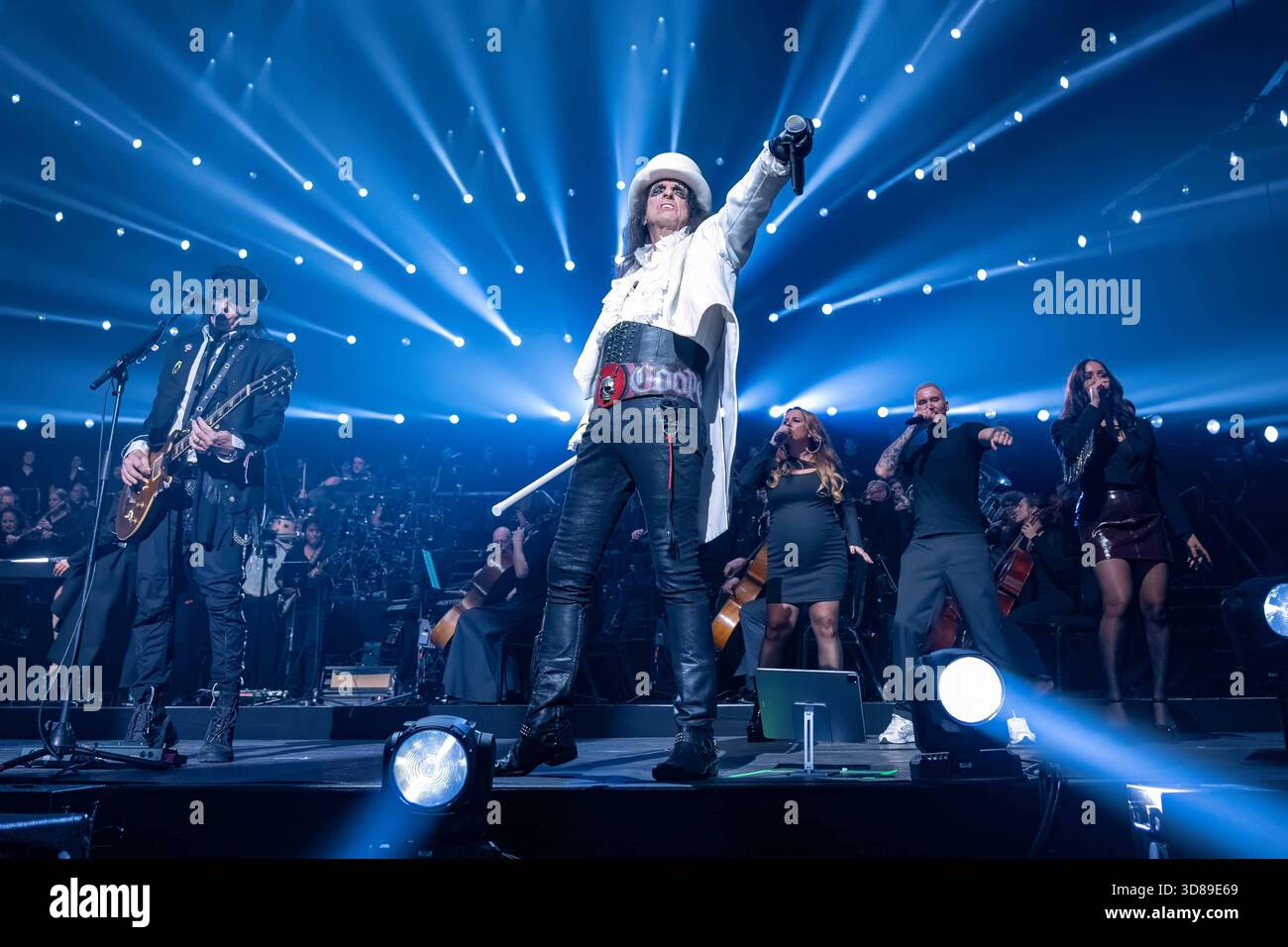 Night of the Proms 2025 Tommy Henriksen, Alice Cooper und Nita Strauss ...