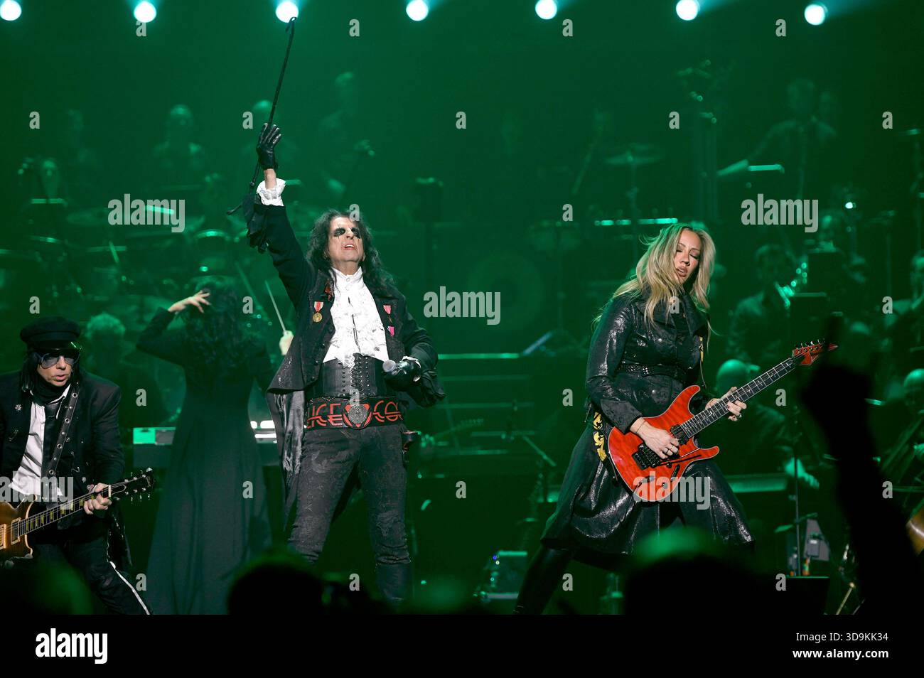 Alice Cooper live bei der 40. Nacht der Proms 2025 in der ZAG Arena ...