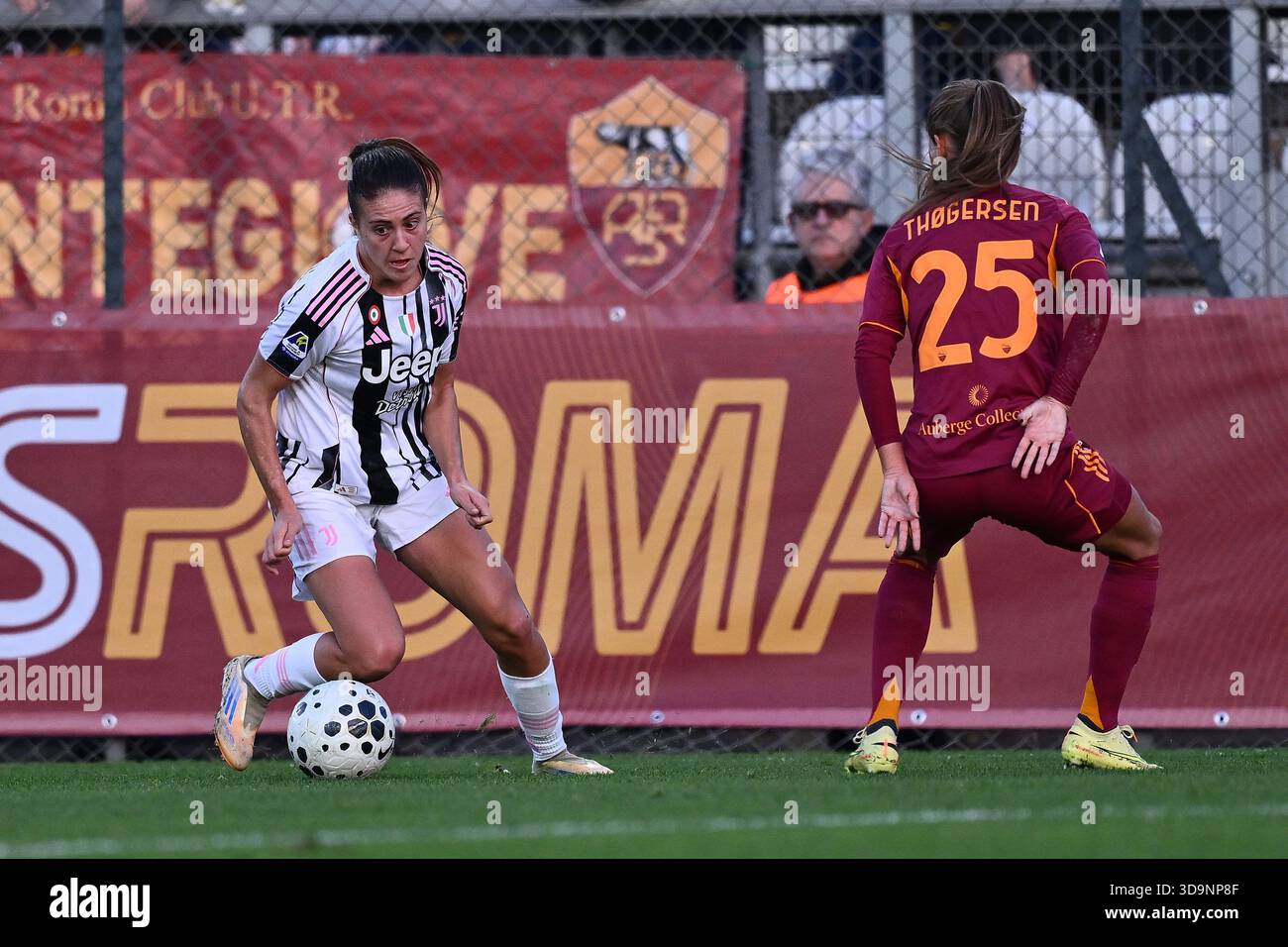 6 dezember 2025 -Fotos und -Bildmaterial in hoher Auflösung – Alamy