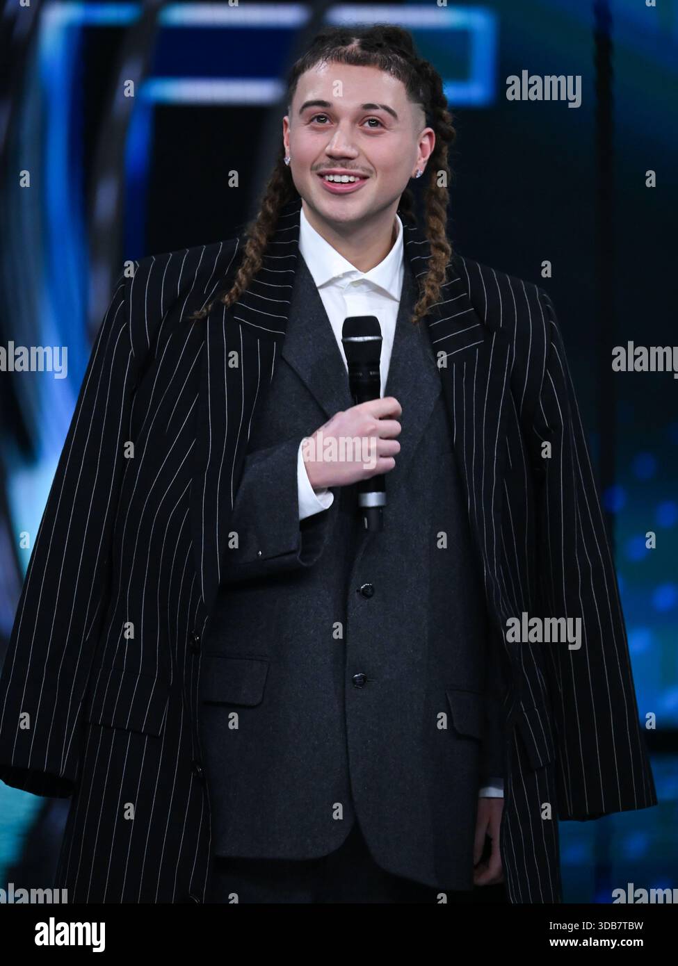 Sanremo 2026 -Fotos und -Bildmaterial in hoher Auflösung – Alamy