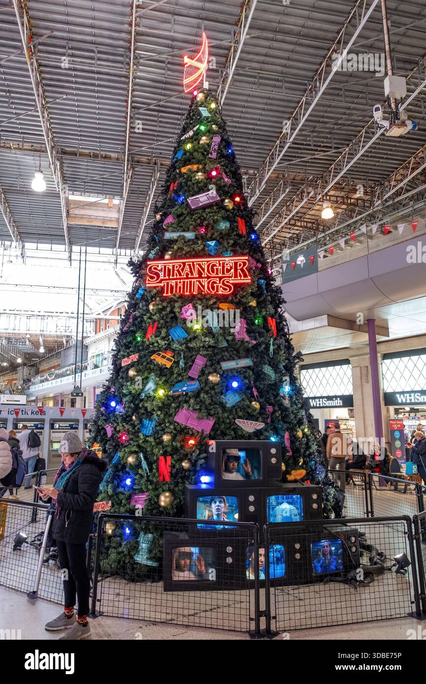 Stranger things -Fotos und -Bildmaterial in hoher Auflösung – Alamy