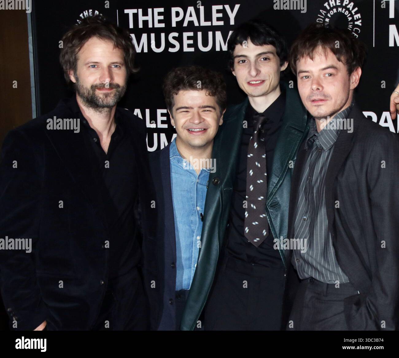 Dezember 2025 Ross Duffer, Gaten Matarazzo, Finn Wolfhard, Charlie ...