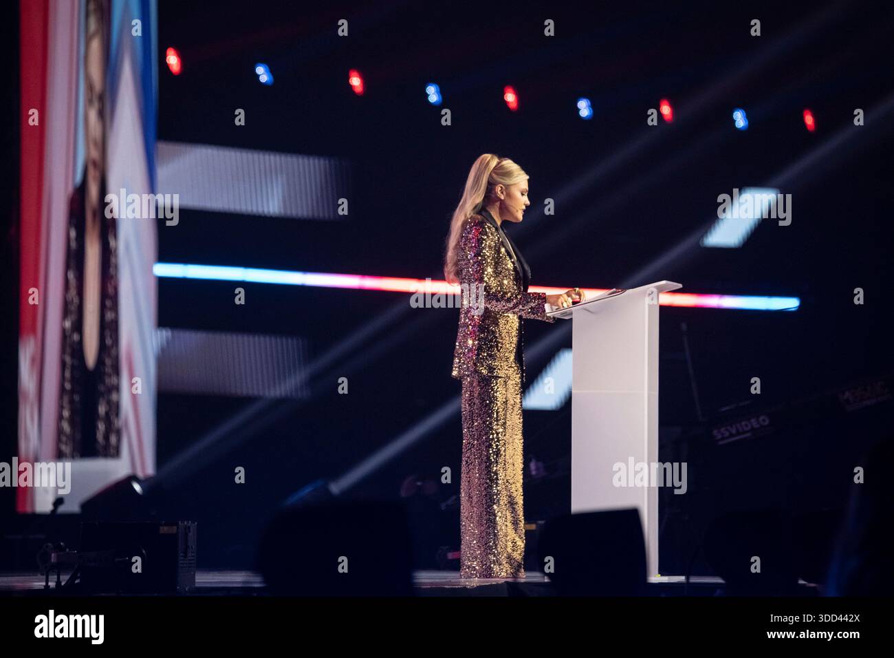 Erika Kirk, die Witwe von Charlie Kirk, spricht 30.000 Teilnehmer am ...