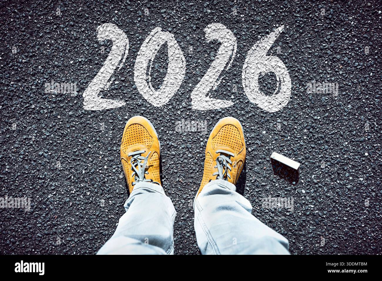 FOTOMONTAGE, Schuhe vor der Jahreszahl 2026, Symbolfoto neues Jahr 2026 ...