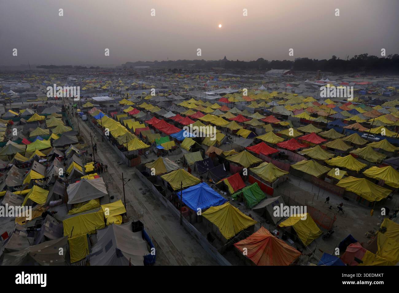 Magh mela 2026 -Fotos und -Bildmaterial in hoher Auflösung – Alamy