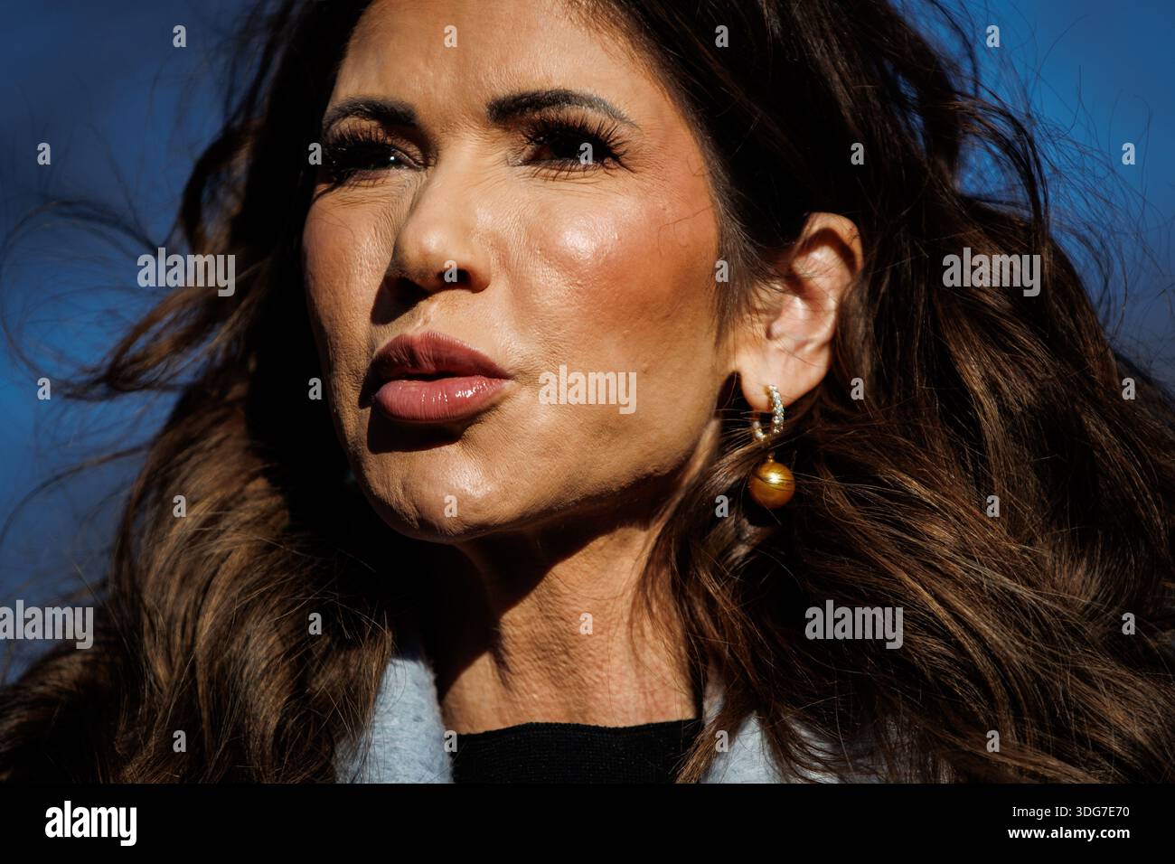 Kristi Noem, die US-amerikanische Staatssekretärin für Homeland ...