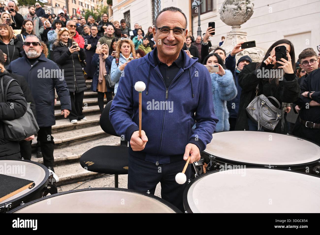 Sanremo 2026 -Fotos und -Bildmaterial in hoher Auflösung – Alamy