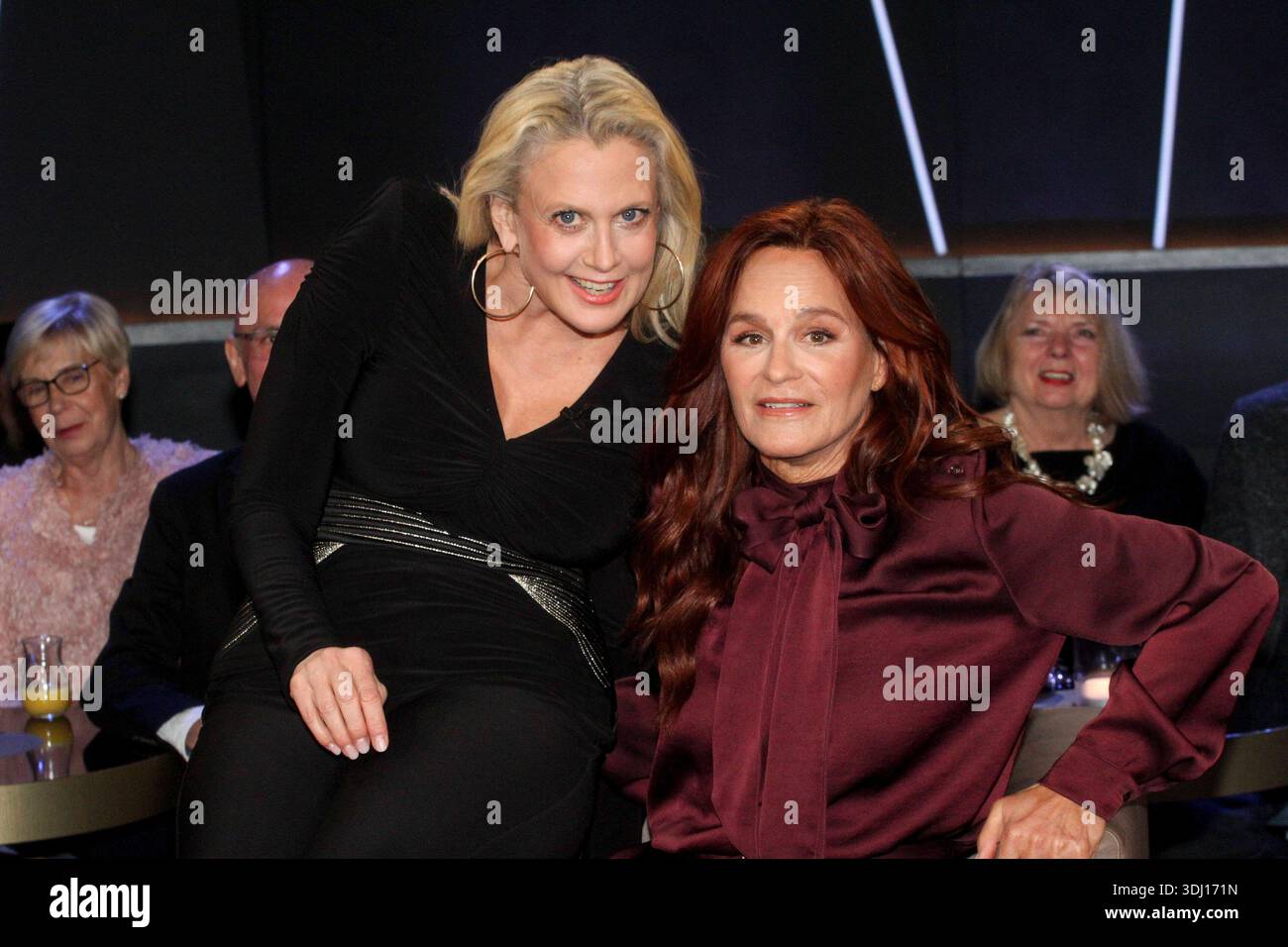 abb Barbara Schoeneberger Moderatorin mit Andrea Berg Saengerin zu Gast ...