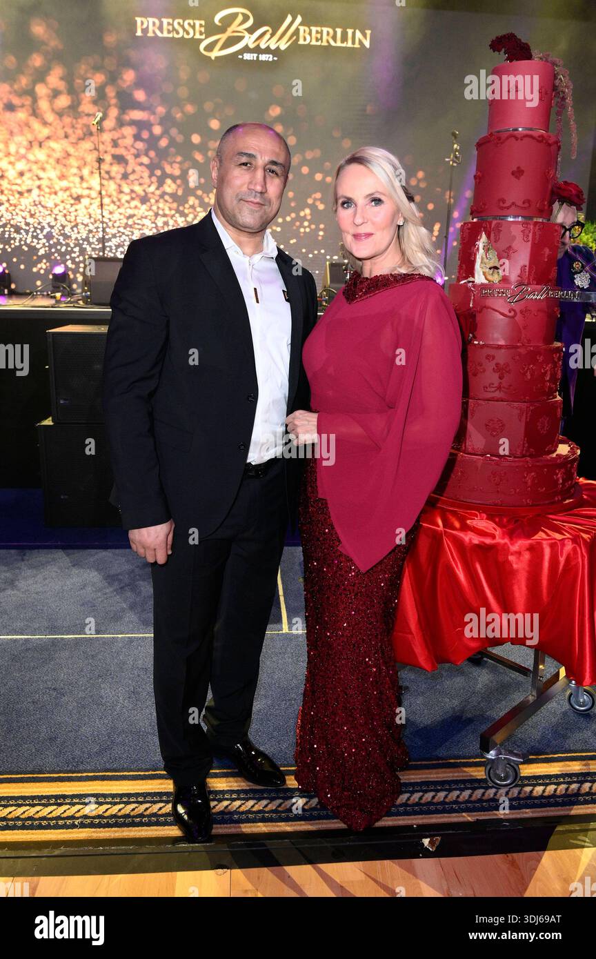 Arthur Abraham und Anja Petzold beim Presseball Berlin 2026 im JW ...