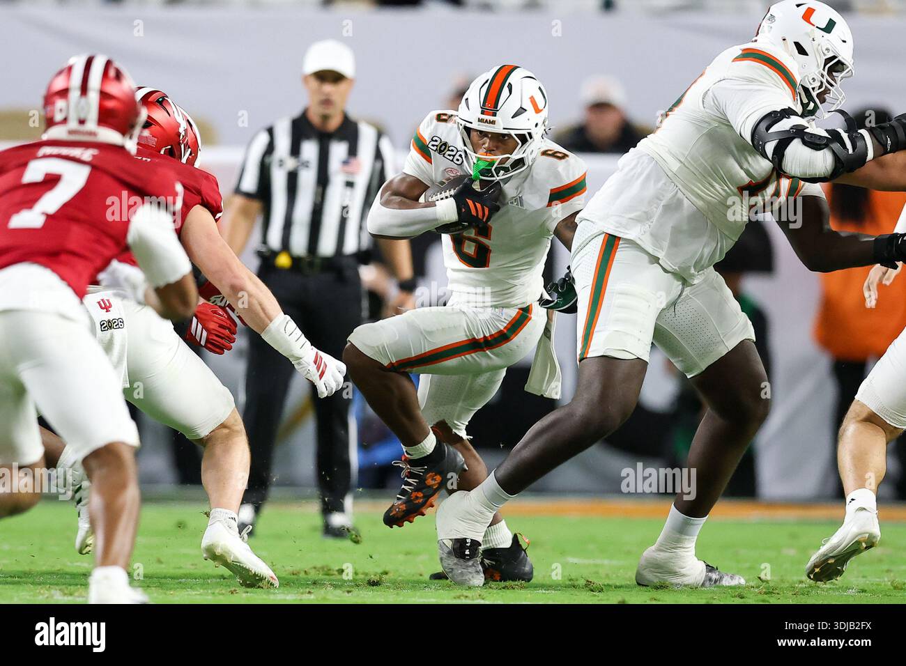 19. Januar 2026: Miami (FL) Hurricanes Running Back CharMar Brown (6 ...