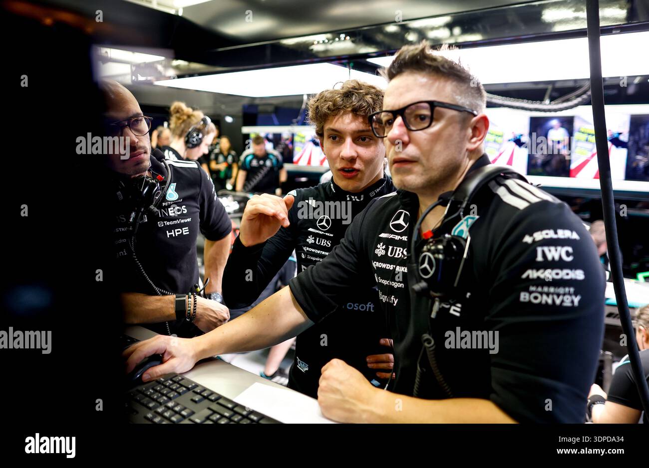 KIMI ANTONELLI Andrea (ita), Mercedes AMG F1 Team W16, BONNINGTON Peter ...