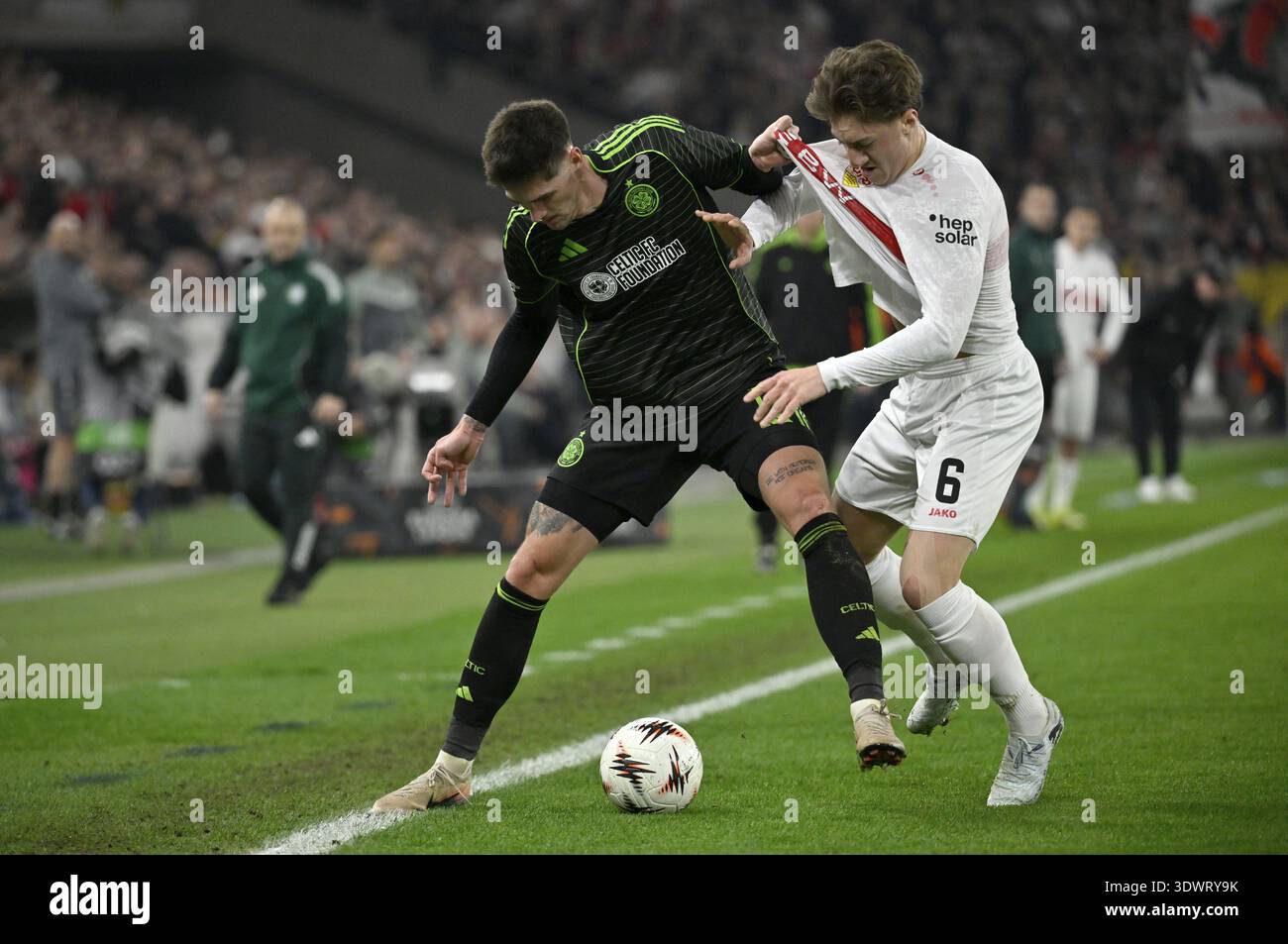 Vfb stuttgart gegen celtic fc glasgow -Fotos und -Bildmaterial in hoher ...