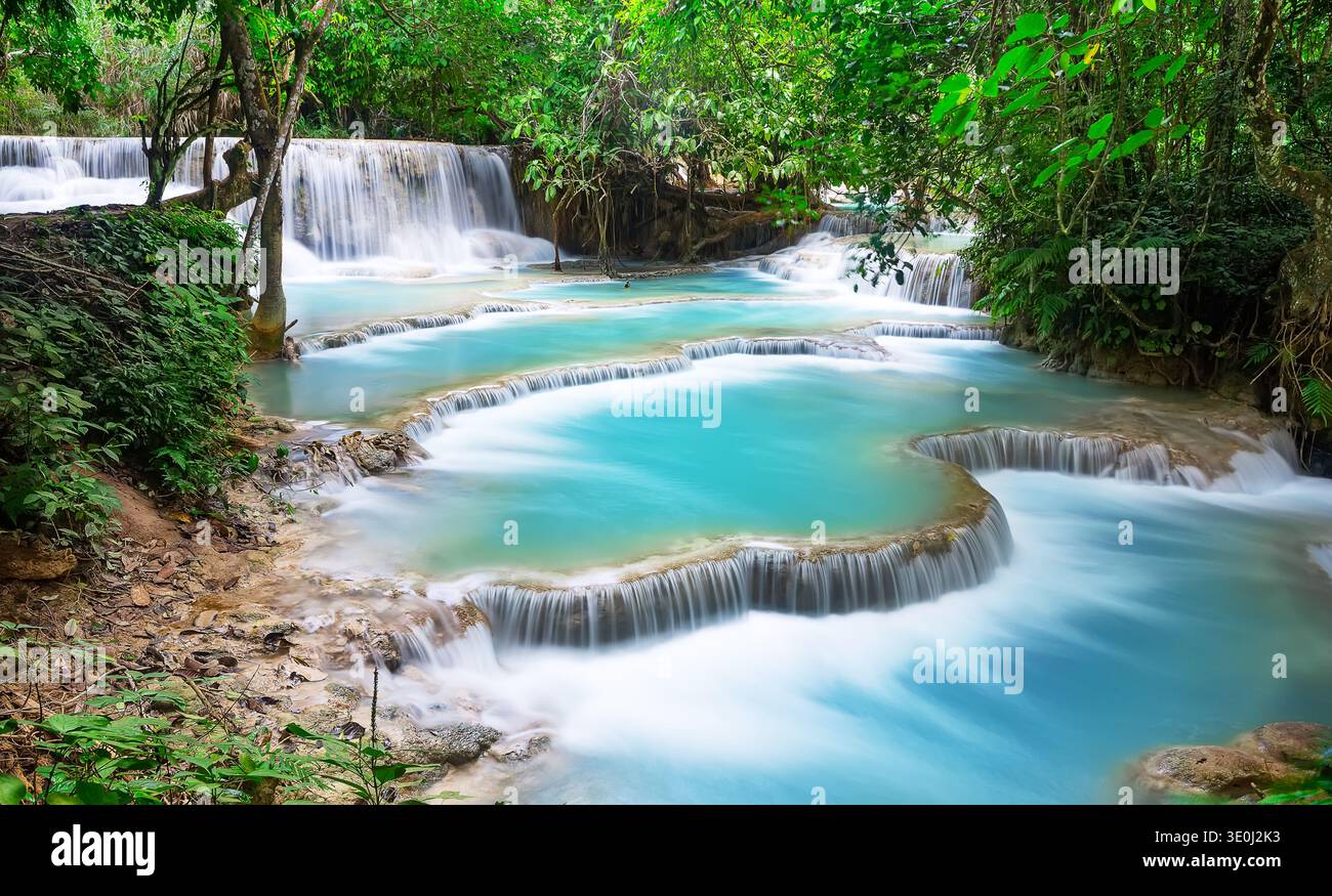 Luang prabang laos wasserfall -Fotos und -Bildmaterial in hoher ...