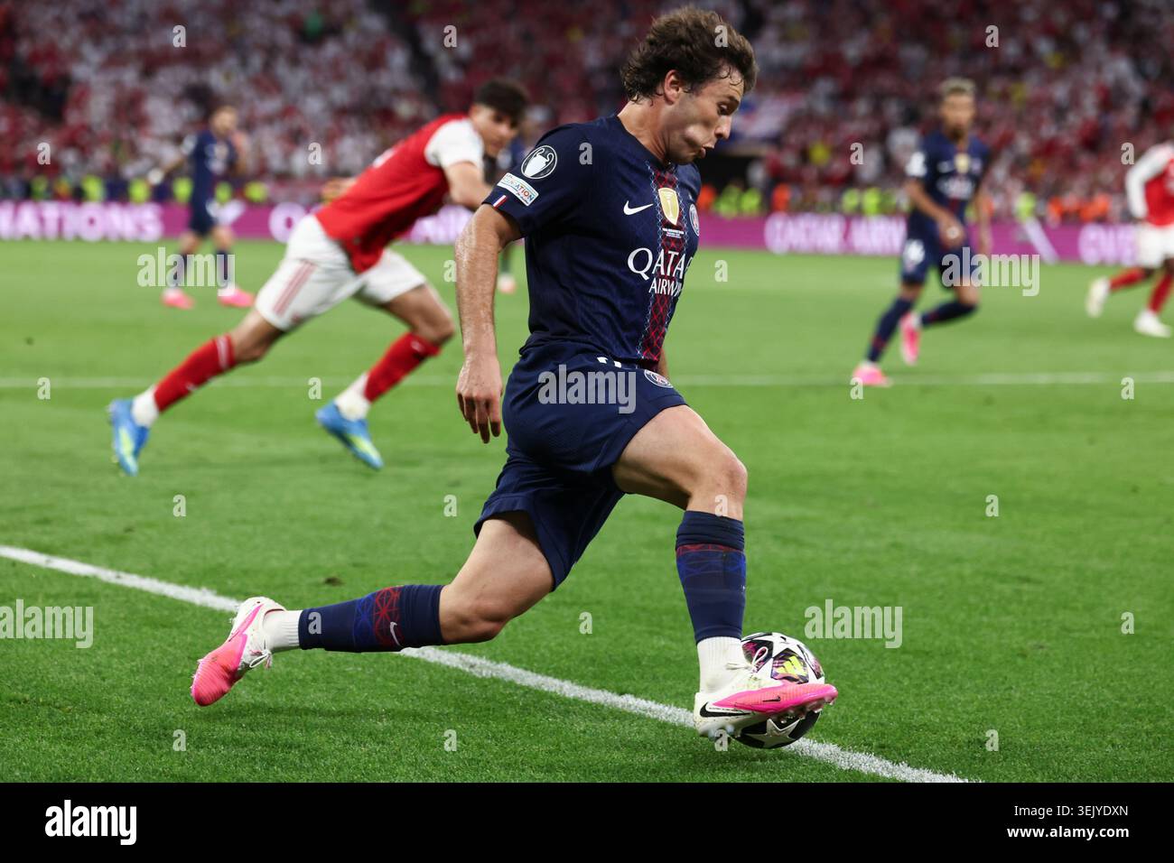 BUDAPEST, UNGARN – MAI 30: Joao Neves (FC Paris Saint-Germain, 87 ...