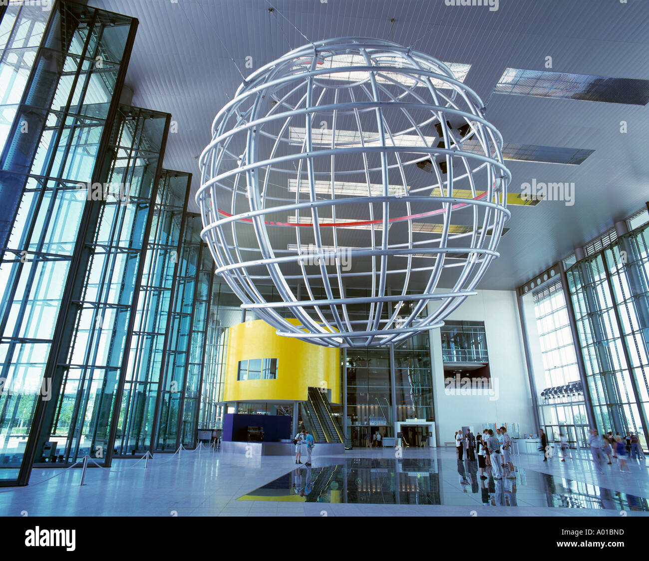 Vw autostadt wolfsburg lower germany -Fotos und -Bildmaterial in hoher Auflösung - Seite 3 - Alamy