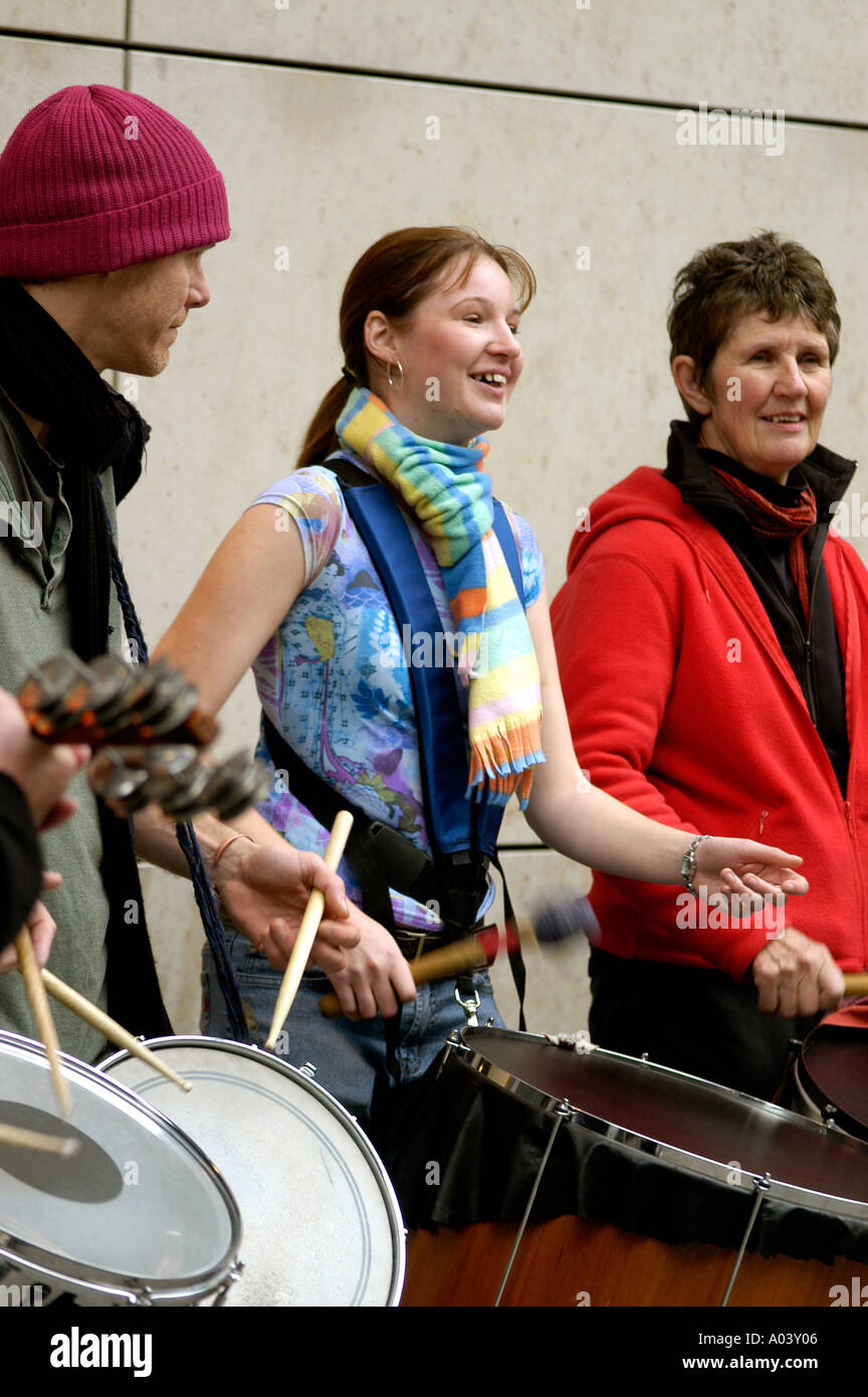 Strassenmusik -Fotos und -Bildmaterial in hoher Auflösung – Alamy